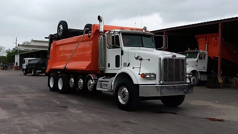 Super Dump / Super 18 Dump Truck for Sale - 2007 Peterbilt 365