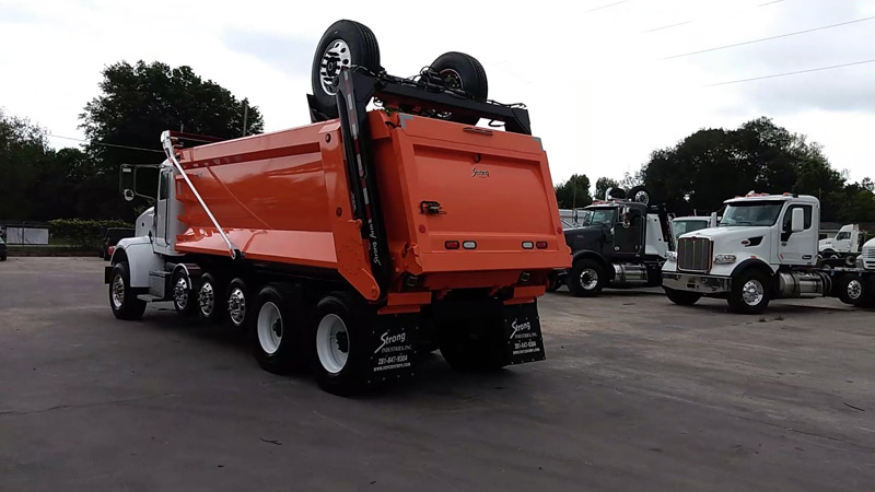 Super Dump / Super 18 Dump Truck for Sale - 2007 Peterbilt 365